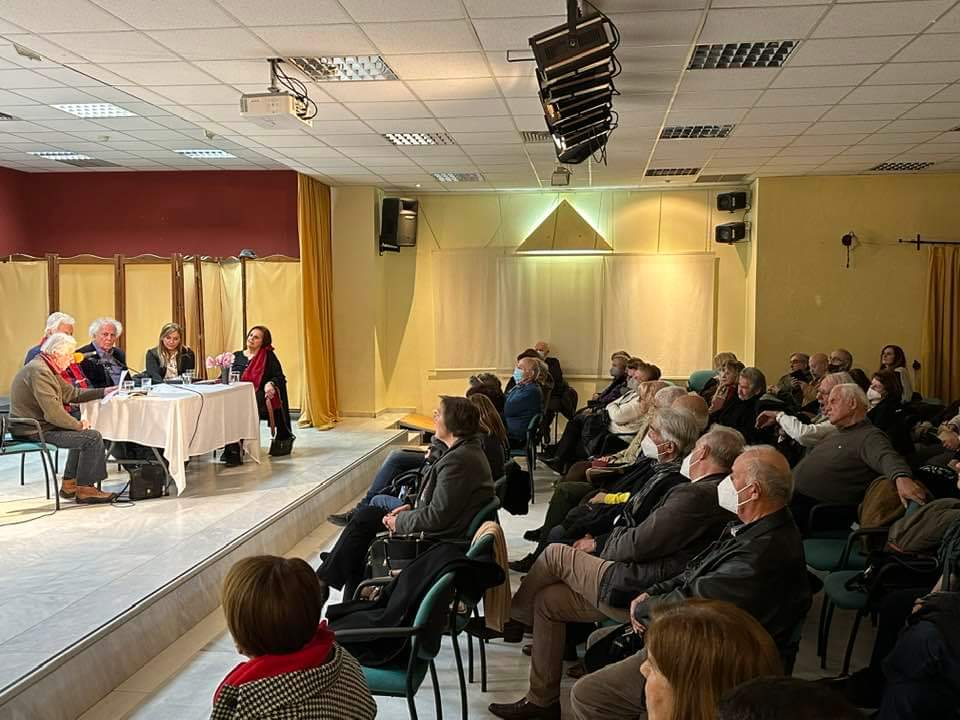 Με μεγάλη επιτυχία η παρουσίαση του βιβλίου του Ηλία Ανδριόπουλου στα ...